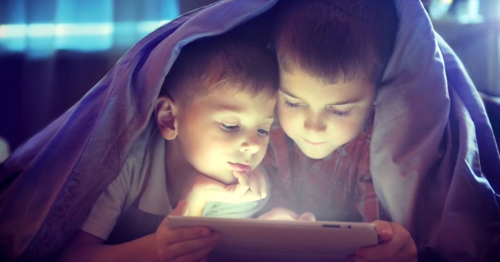 Hoe help je jouw kind bij de verleidingen van apps? – Veldsink Advies